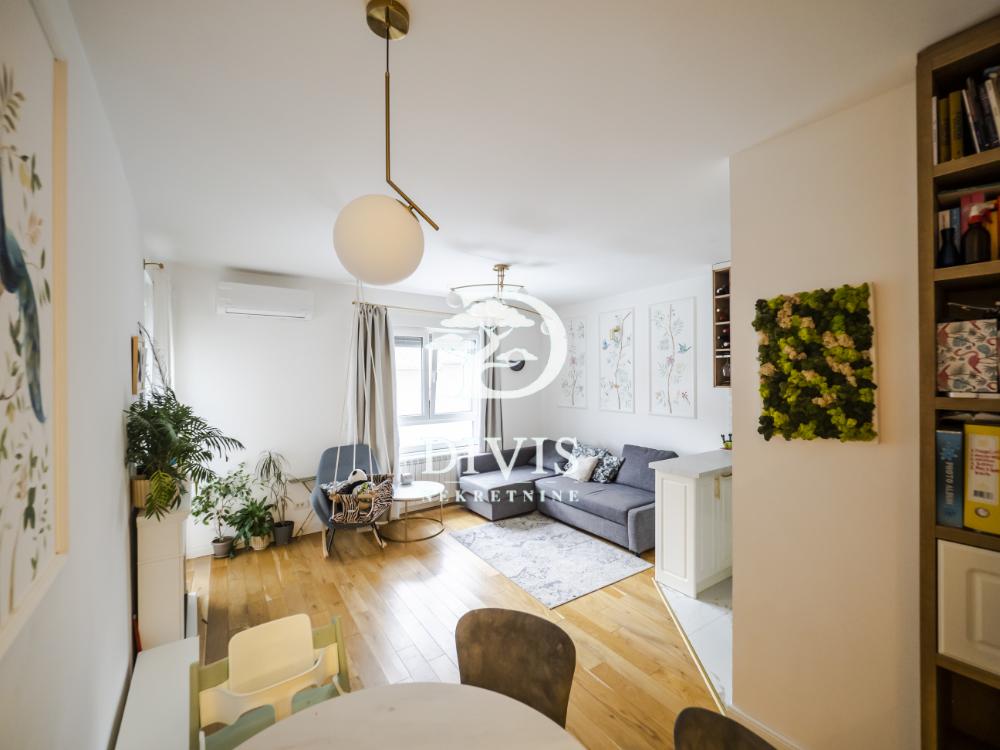 Duvanjska, Troiposoban stan na prodaju, 74m2, 286.000€