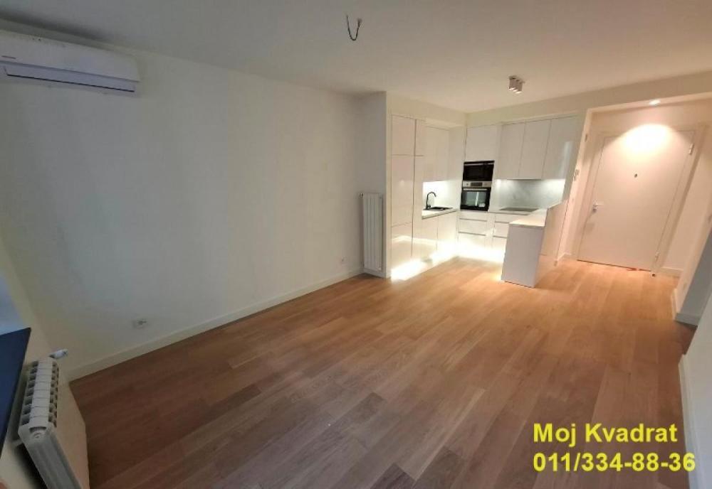 Dvosoban stan za izdavanje, 55m2, 1.000€