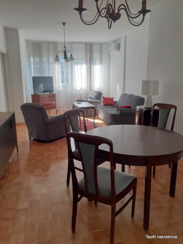 Miročka, Četvorosoban stan za izdavanje, 106m2, 900€