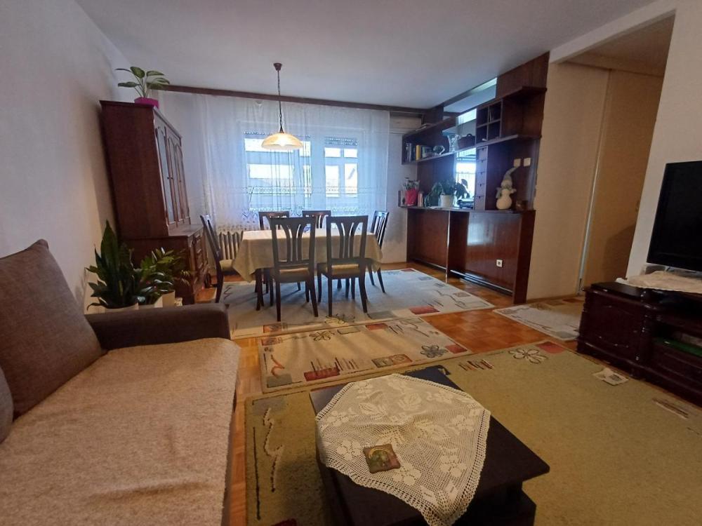Trosoban stan na prodaju, 65m2, 169.900€