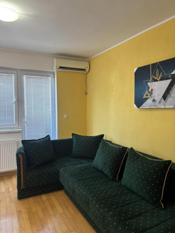Jednoiposoban stan za izdavanje, 33m2, 300€