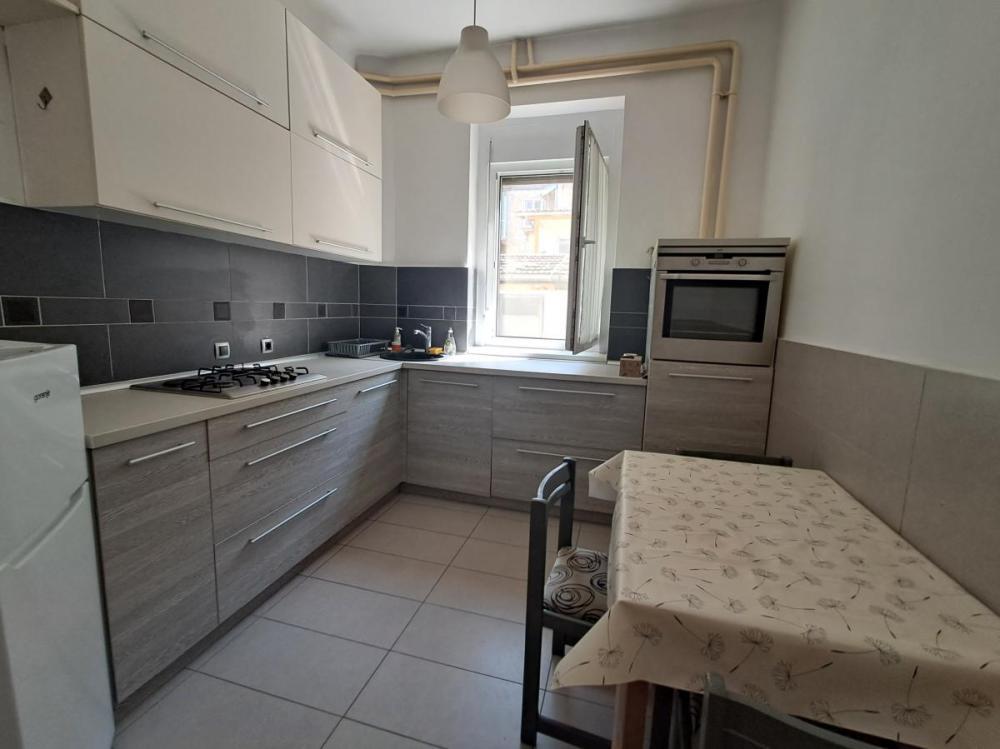Dvosoban stan za izdavanje, 62m2, 350€