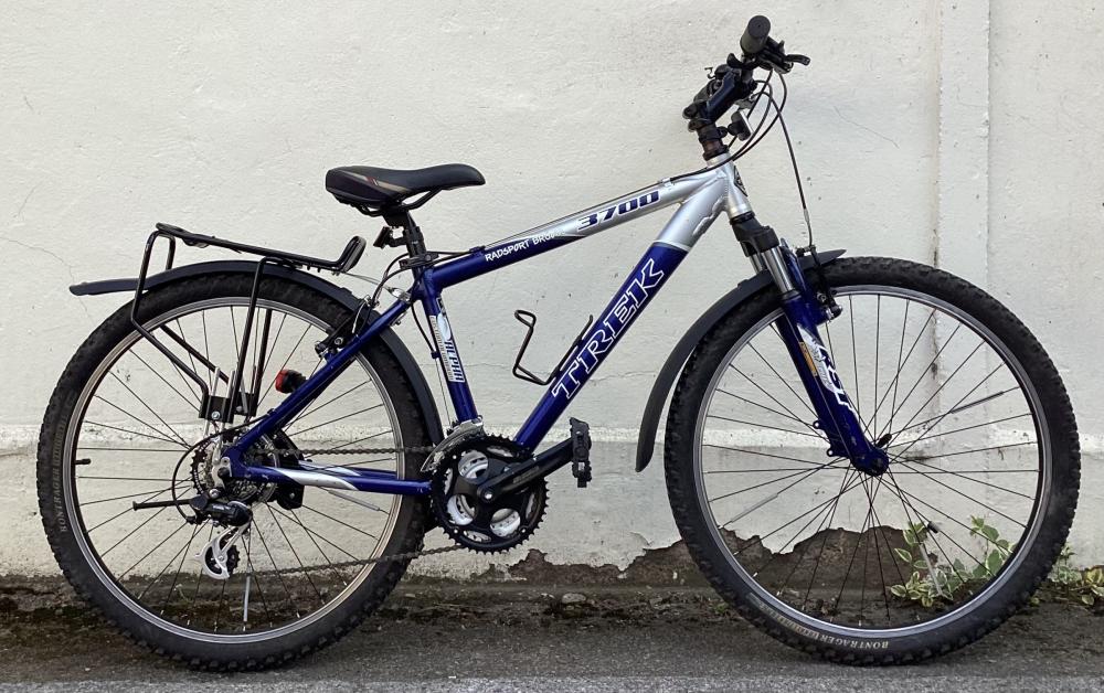 Trek 3700
