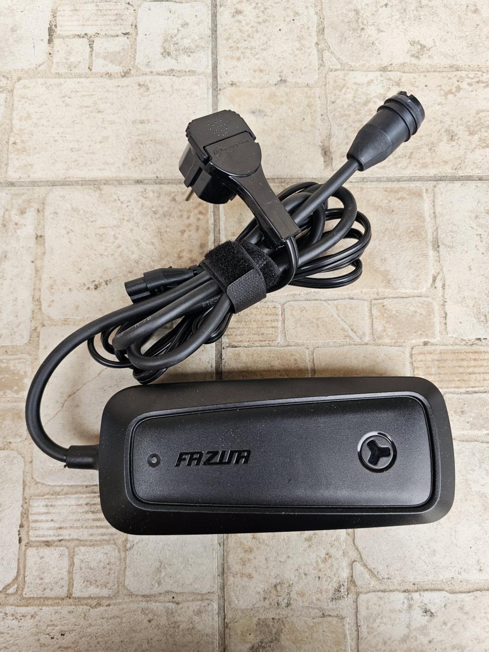 Fazua 3A punjač