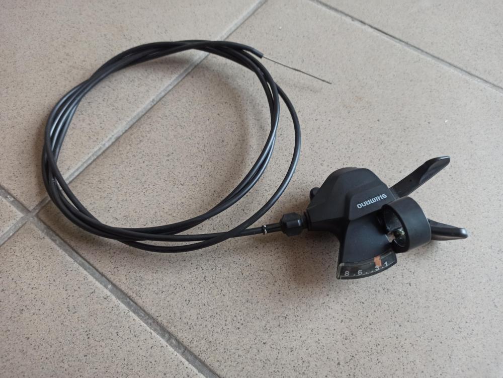 Šifter Zadnjeg Menjača Shimano 8 brzina NOVO