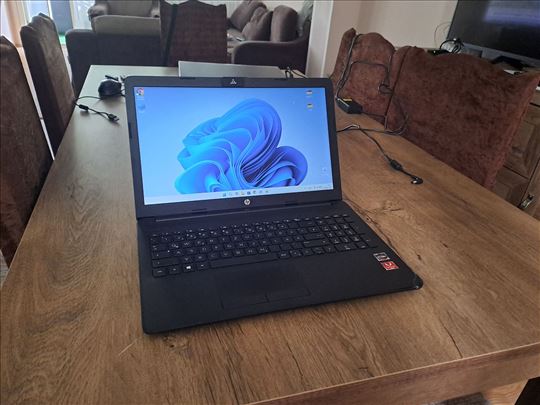 Laptop HP 15.6 inca, SSD 256GB, 8GB,