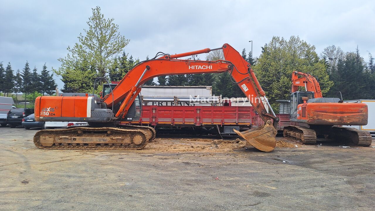 Hitachi ZX250 bager guseničar