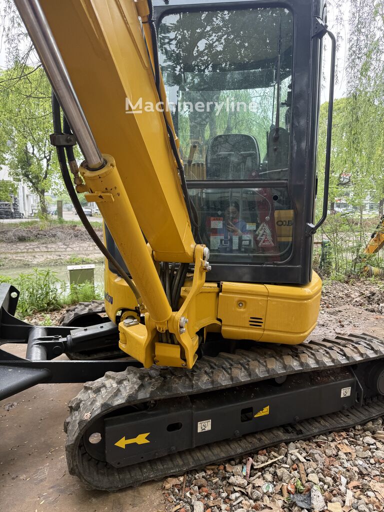 Komatsu PC35MR mini bager