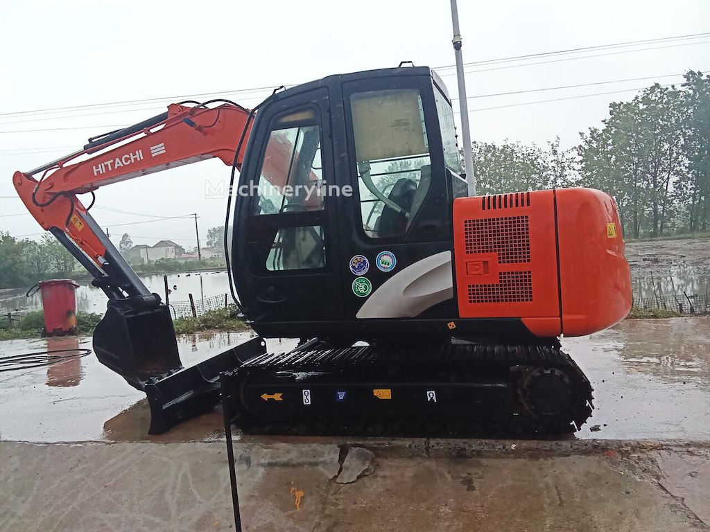 Hitachi ZX60 mini bager
