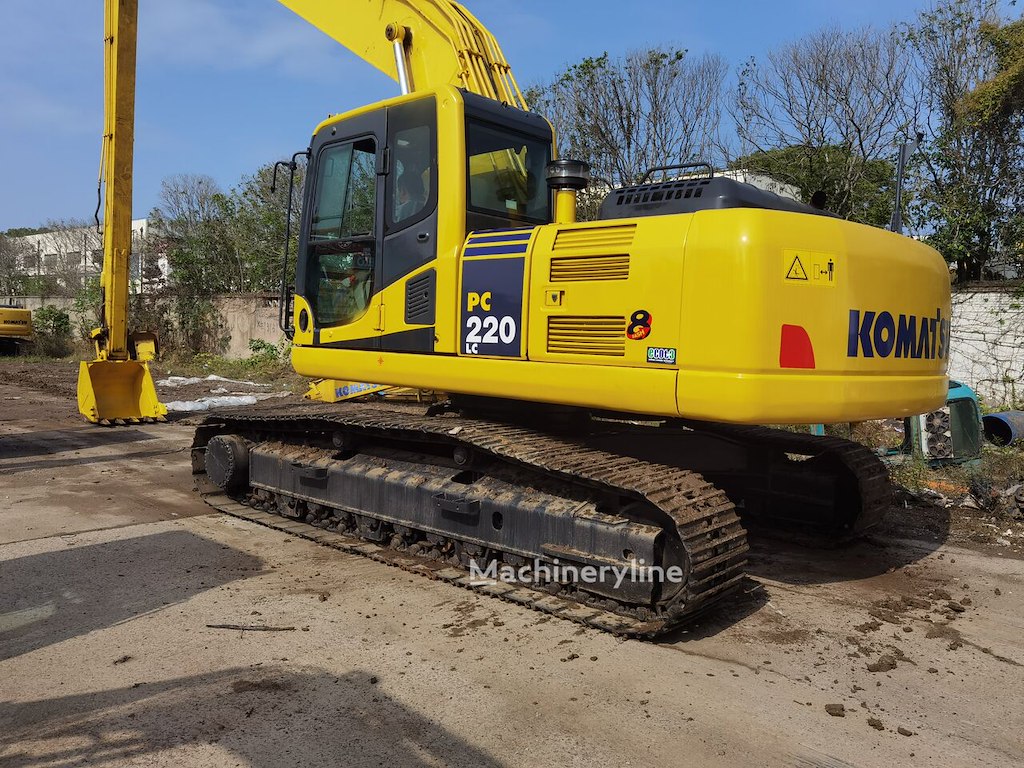 Komatsu PC220-8 bager guseničar