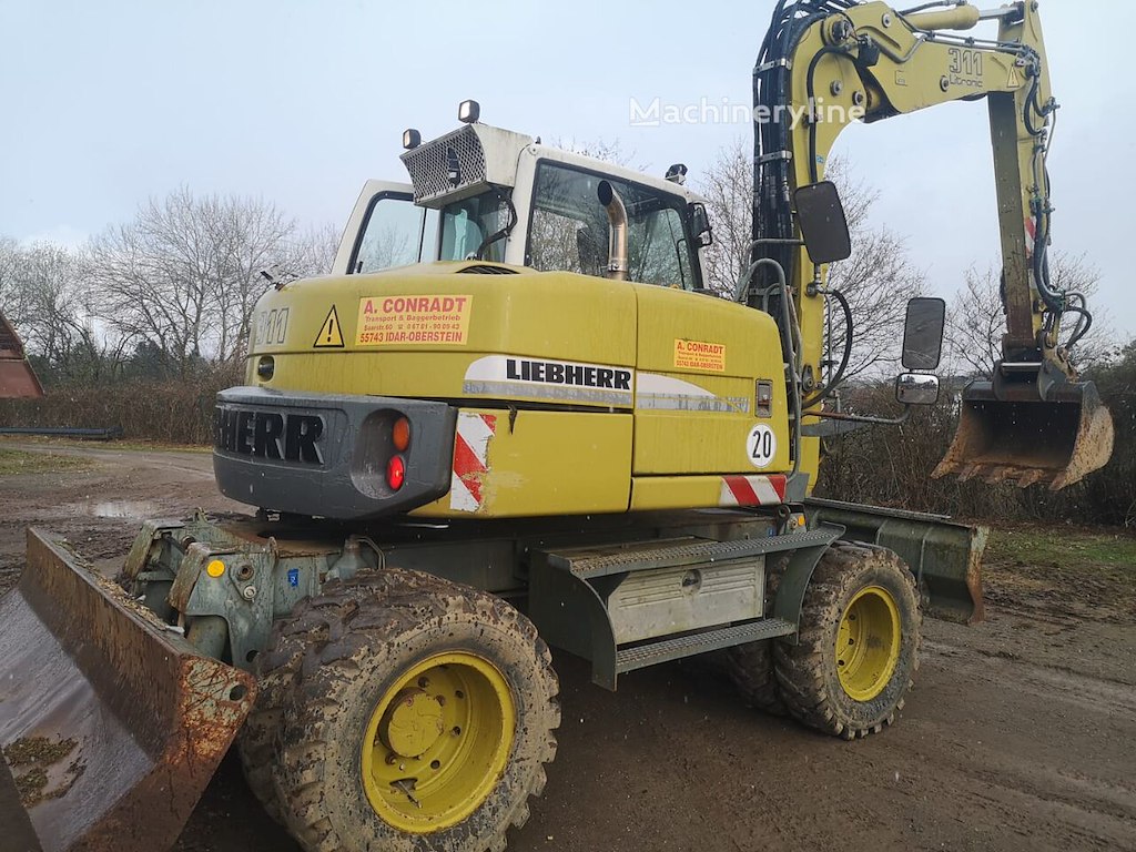 Liebherr A311 bager točkaš