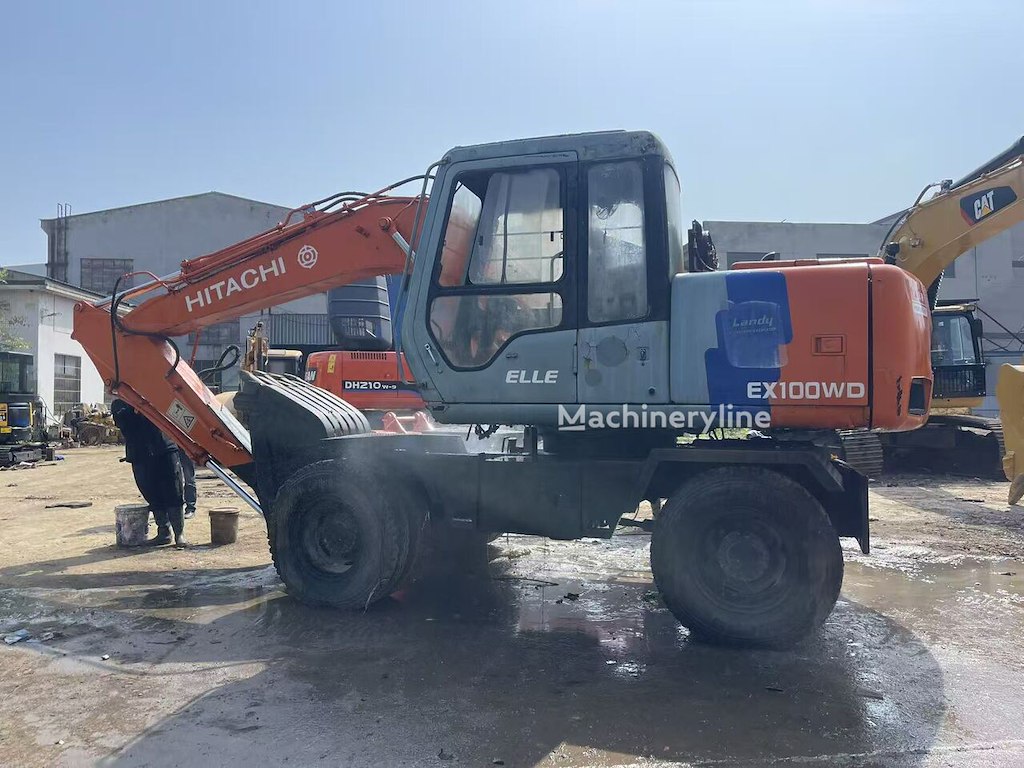 Hitachi EX100W bager točkaš