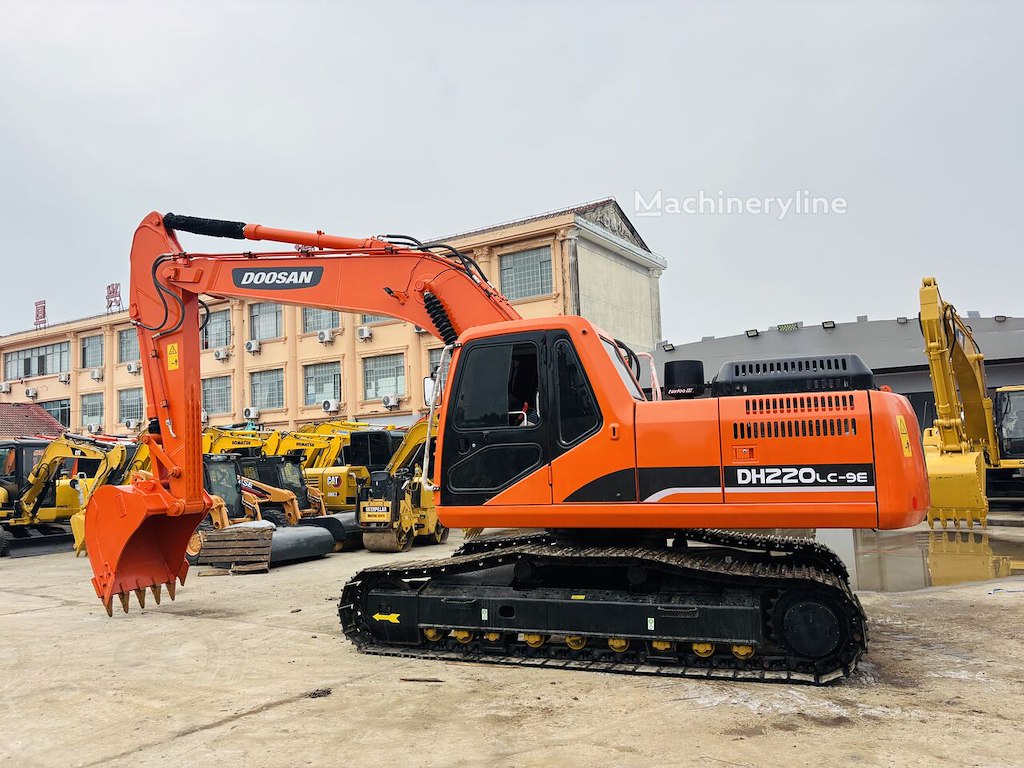 Doosan DH220-9E bager guseničar