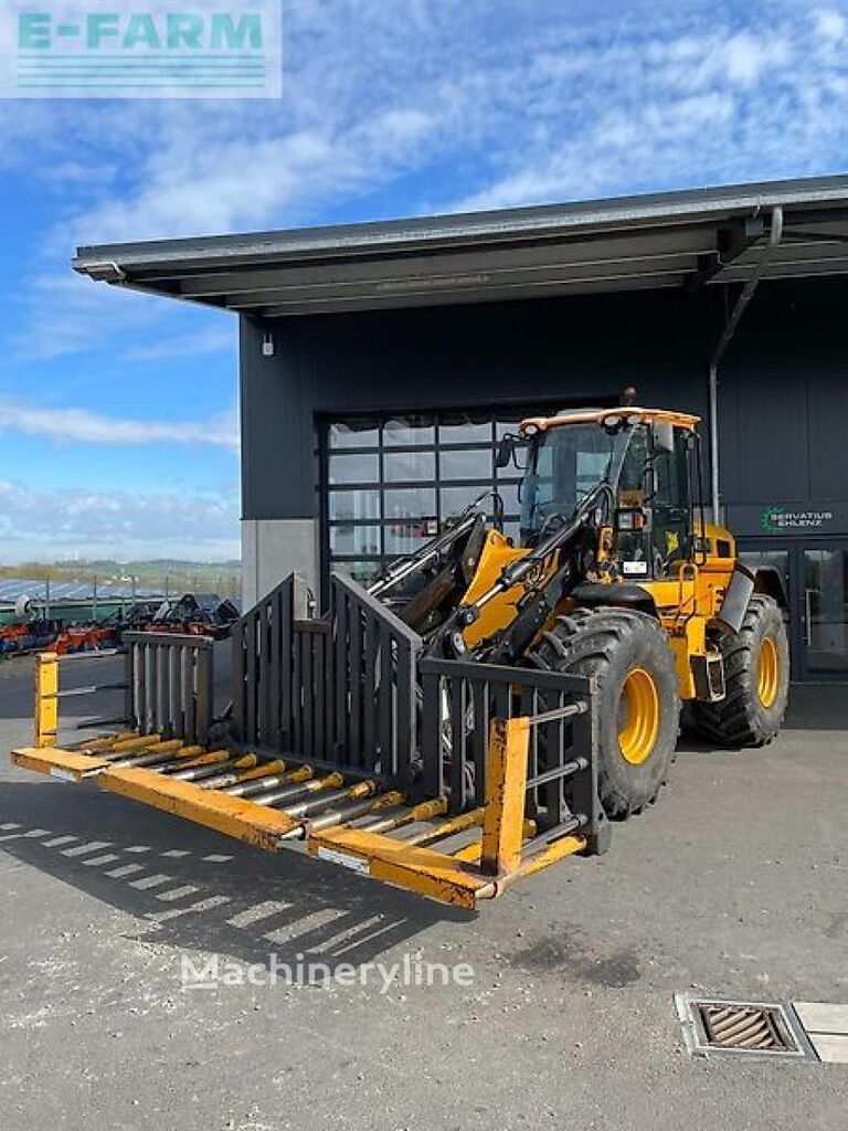 JCB 426 e ht agri inkl. grüngutgabel mini bager