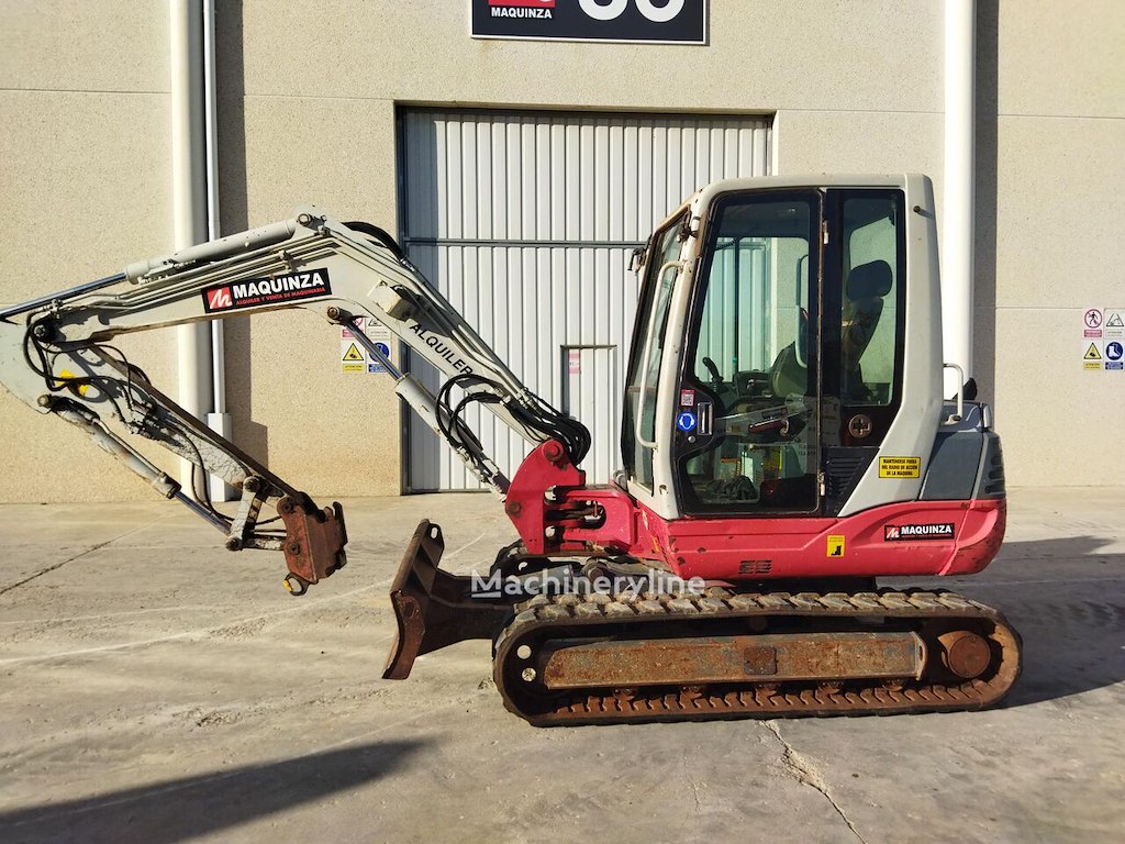 Takeuchi TB250 mini bager