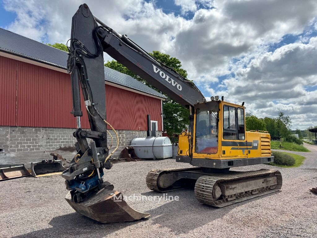 Prodaje se Volvo EC 200 bager guseničar na aukciji