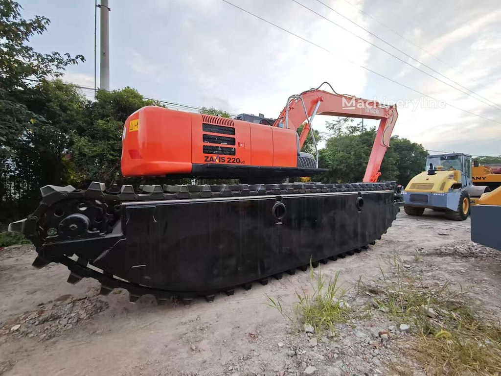 Hitachi ZX 200 LC bager amfibija