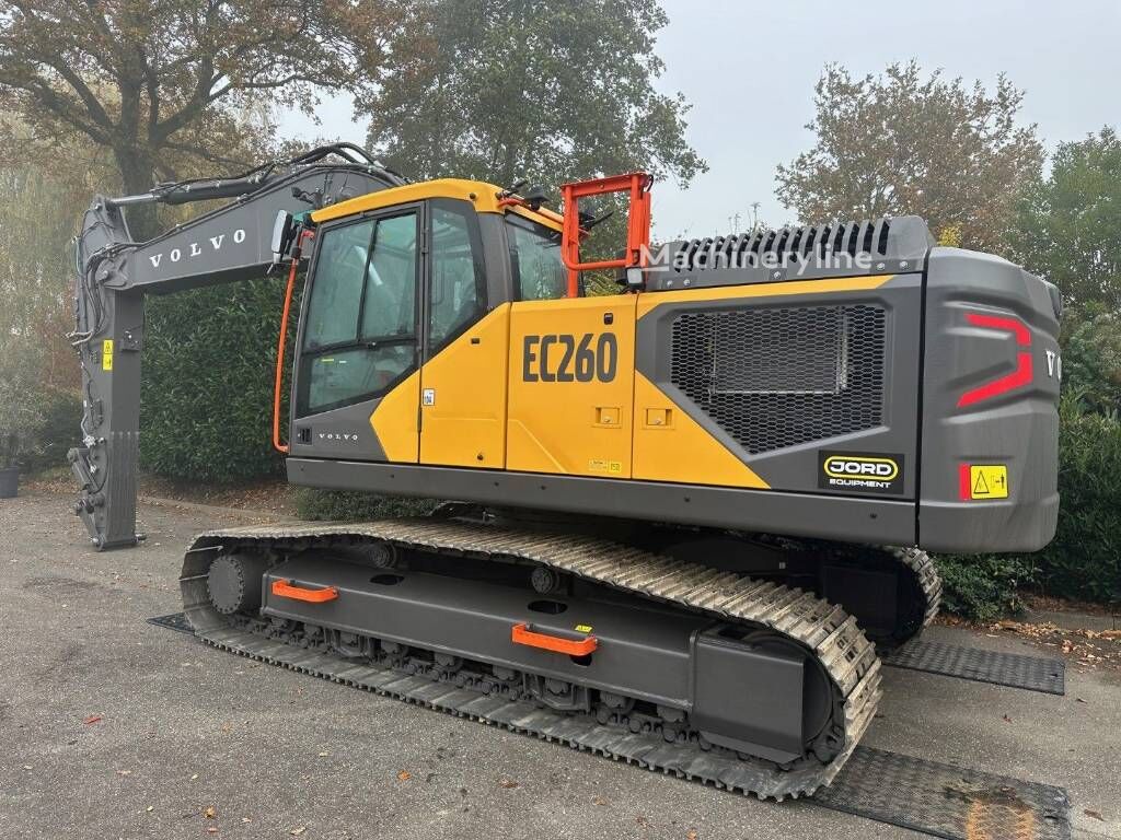 Novi Volvo EC 260 bager guseničar