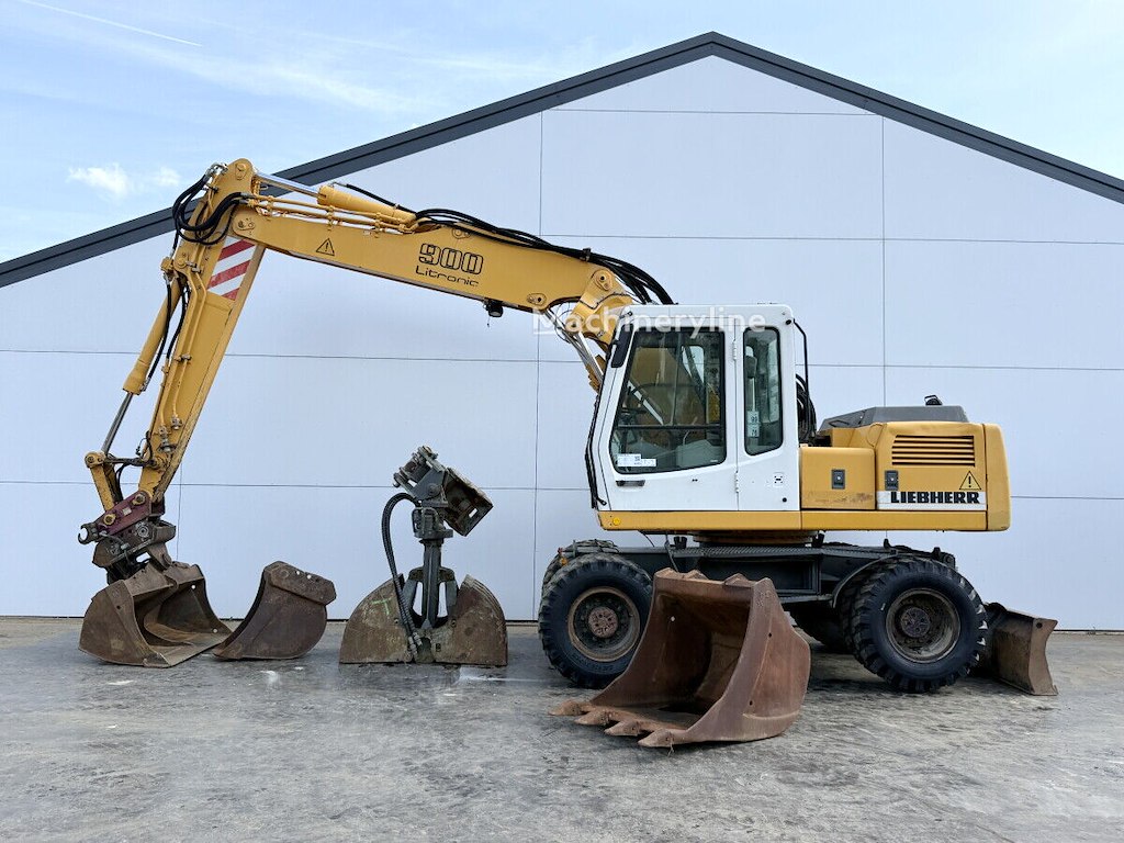 Liebherr A900B Litronic bager točkaš