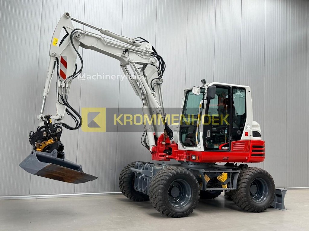 Takeuchi TB 295 W Engcon Tilt Rotator bager točkaš