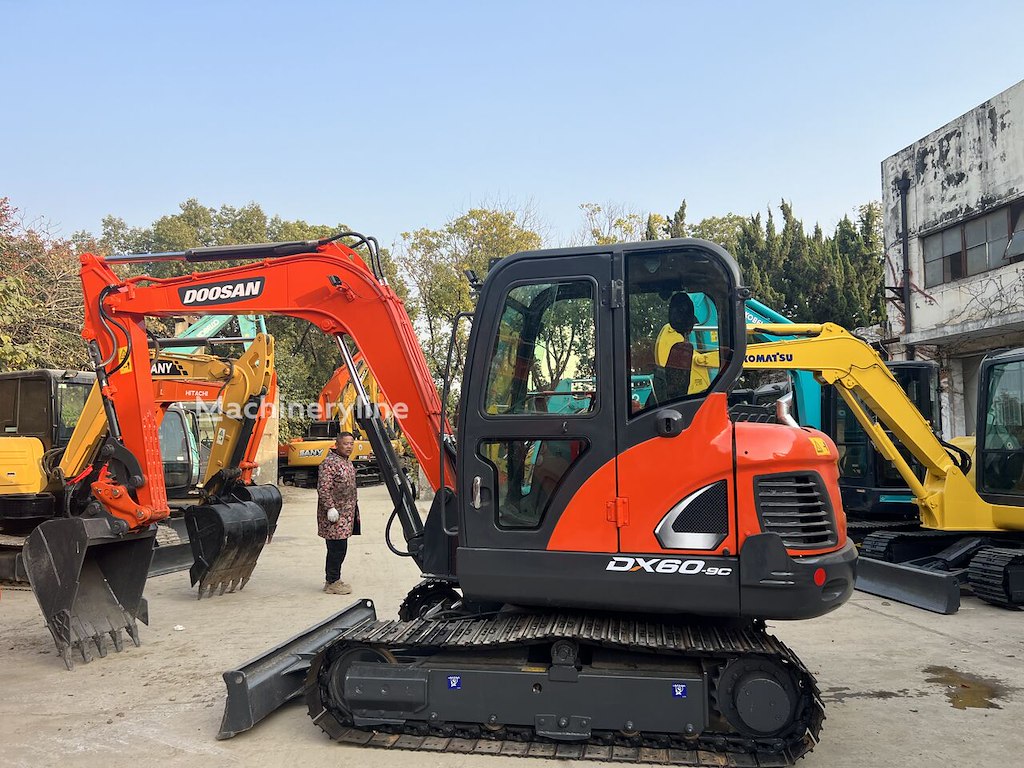 Doosan DX60-9C mini bager