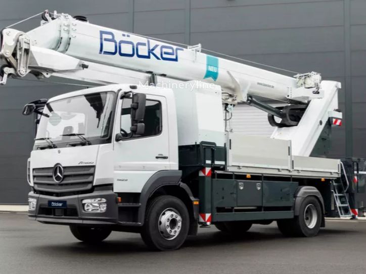 Nova Böcker AK36 na šasiji Mercedes-Benz Actros autodizalica