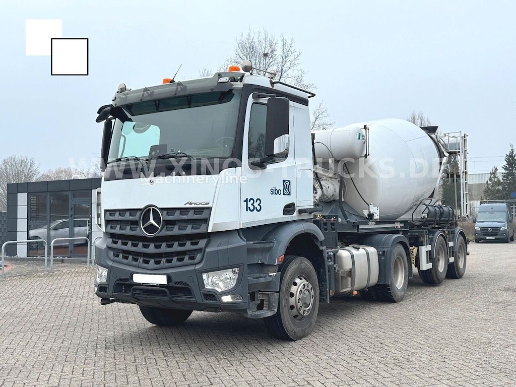 Mercedes-Benz AROCS 1842 4x2 + STETTER AM10FHAC-LL kamion s mešalicom za beton