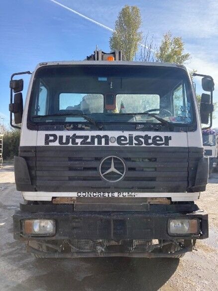 Putzmeister 42 na šasiji Mercedes-Benz 3234 pumpa za beton