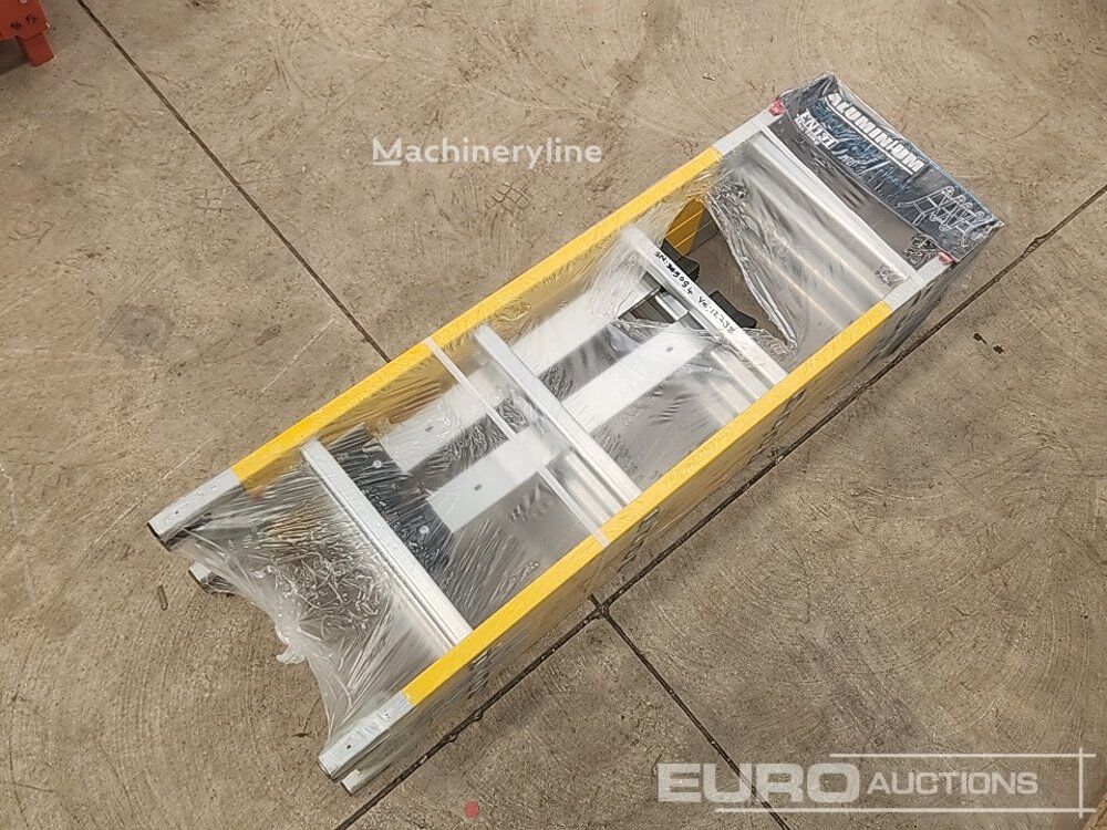 Prodaje se Multipurpose Fibreglass Step Ladder građevinsku ljestvu na aukciji
