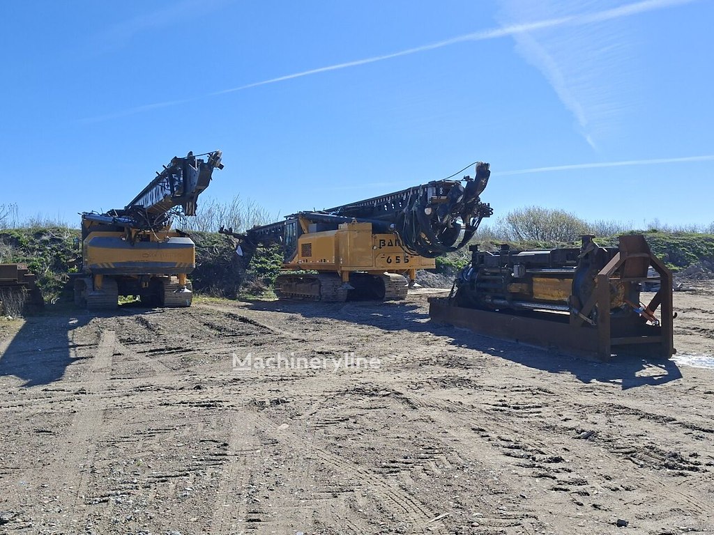 ABI Banut 555 16m & 655 18m mašina za pobijanje šipova