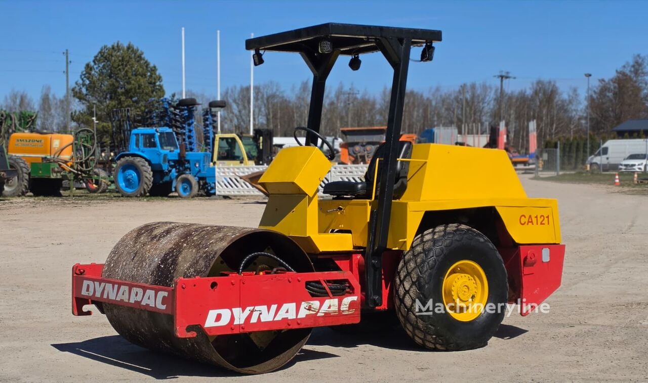 Dynapac CA 121 kompaktor s jednim valjkom