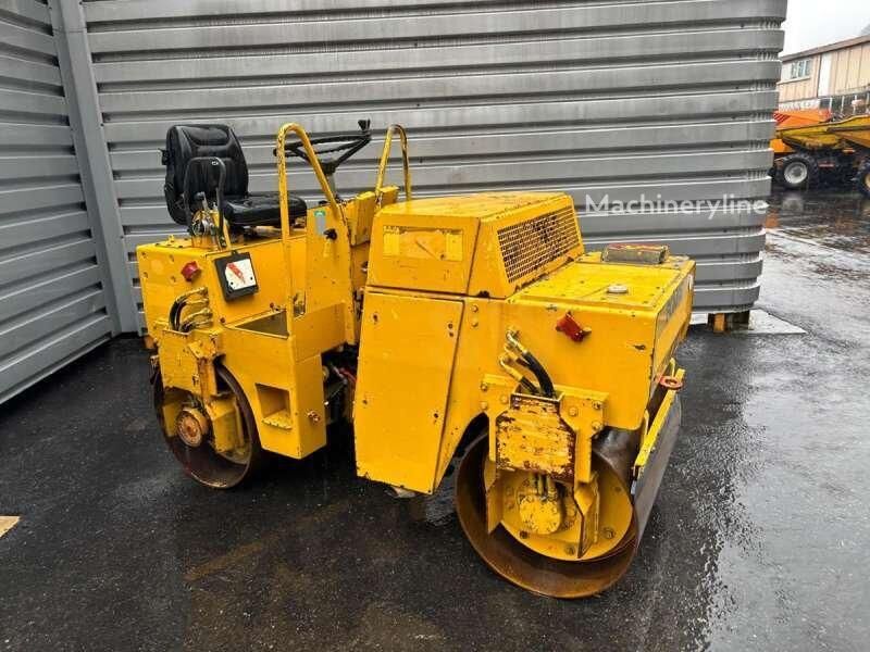 BOMAG BW100 mali valjak