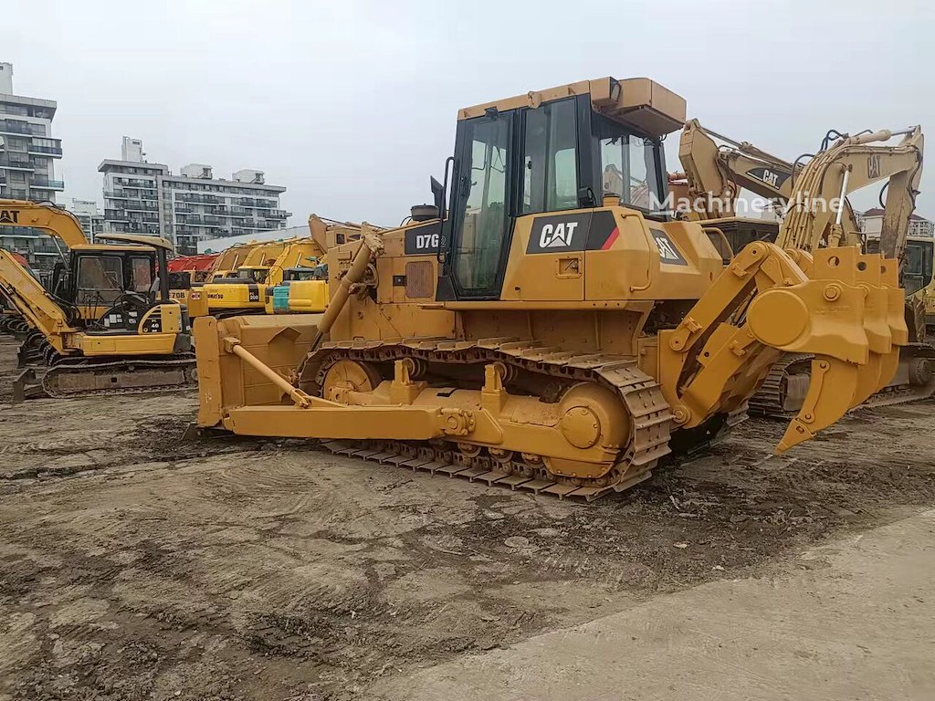 Caterpillar D7G buldožer