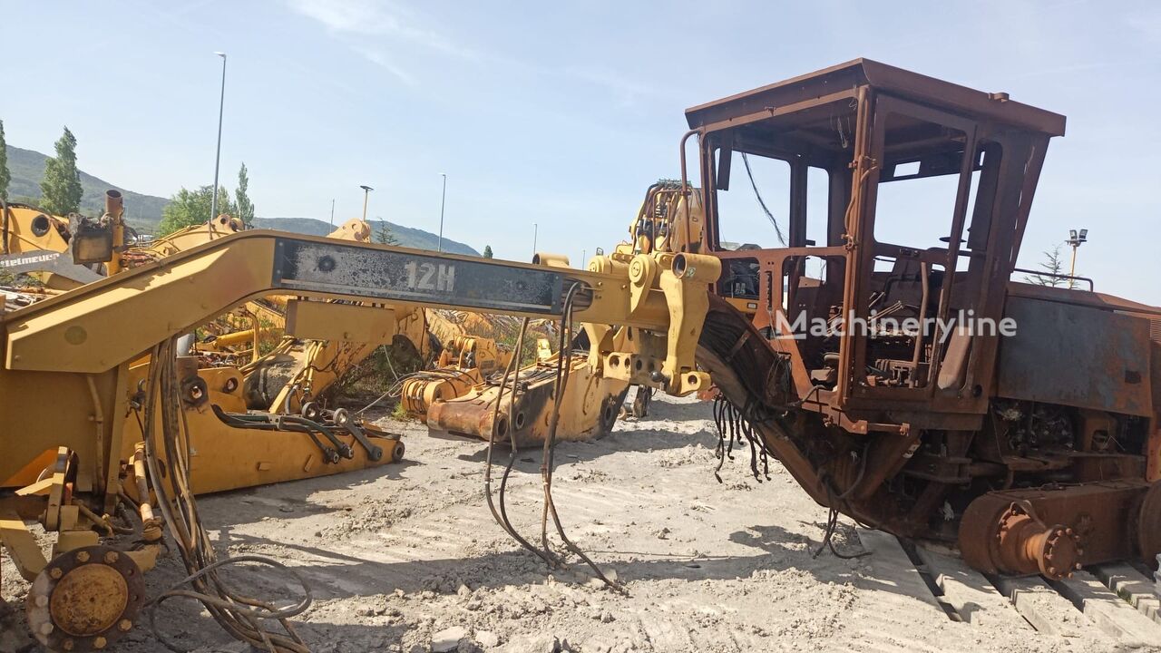 Caterpillar 12H grejder po rezervnim delovima