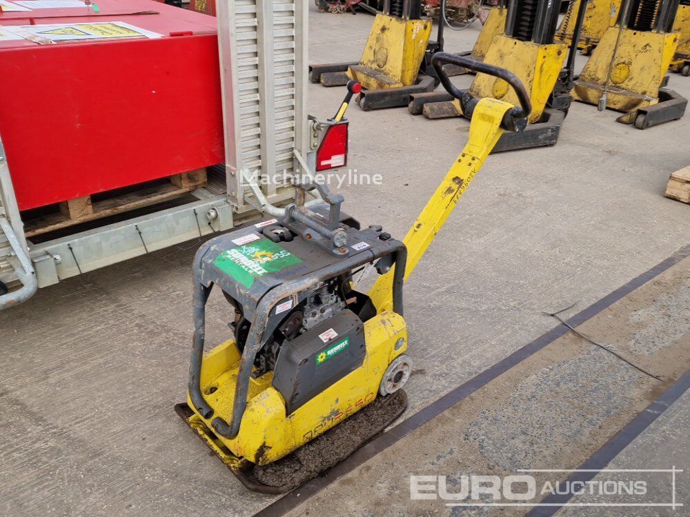 Prodaje se Wacker Neuson DPU2550H vibro ploču na aukciji