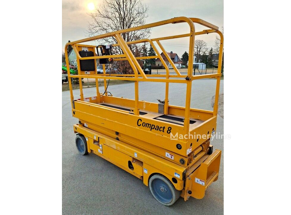 Haulotte Compact 8 makazasta platforma