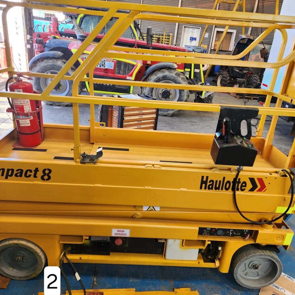 Haulotte COMPACT 8 makazasta platforma