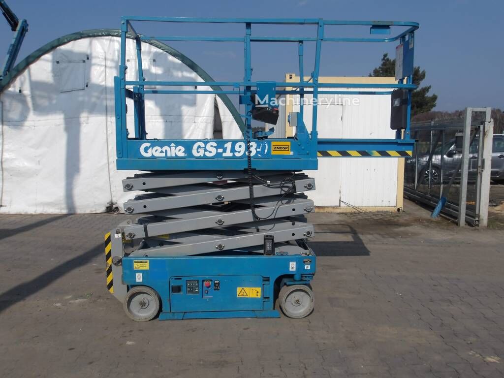 Genie GS 1930 makazasta platforma