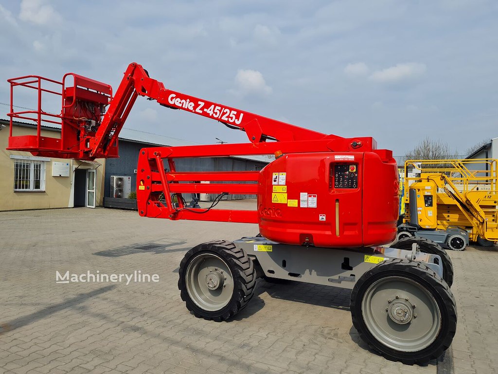 Genie Z-45/25J hidraulična zglobna platforma