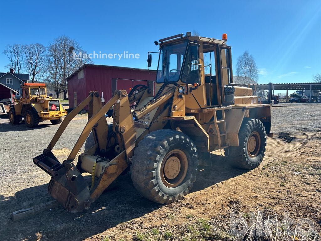 Prodaje se Fiat-Allis 580 FR10 prednji utovarivač na aukciji