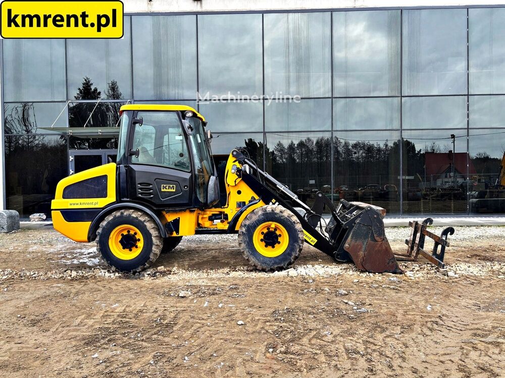 JCB 406 teleskopski prednji utovarivač