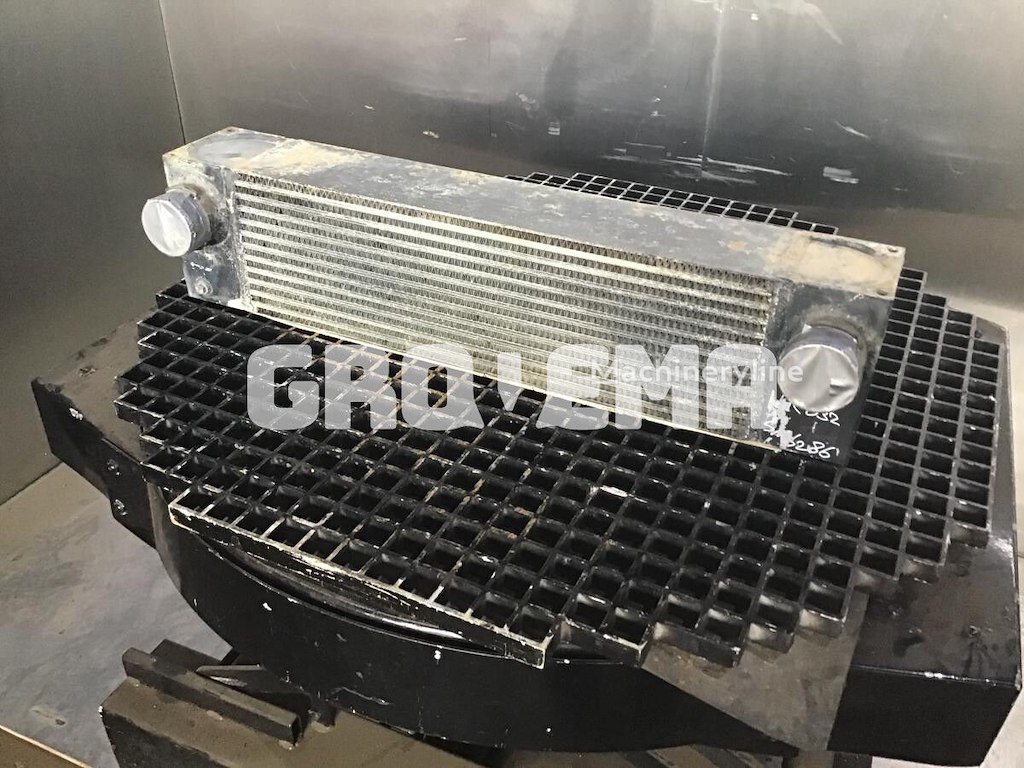 Liebherr Intercooler 1009969 hladnjak ulja za građevinske mašine