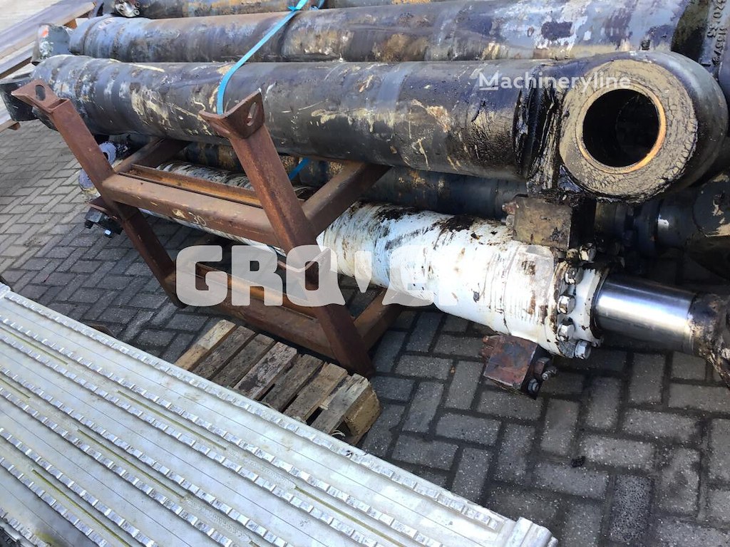Liebherr Cylinder 1017142-MIN hidraulični cilindar za Liebherr R994 bagera