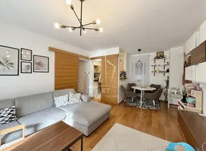 Prodaja Stan - Beograd, Zemun Centar - Gornji Grad - Meandri