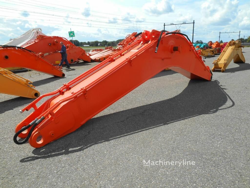 Hitachi 8101535 strela bagera za Hitachi ZX330-3 ZX330-3 ZX330-3F ZX350-3-AMS ZX350H-3 ZX350H-3F ZX350K-3 ZX350K-3F ZX350LC-3 ZX350LC-3F ZX350LC-3FAMS ZX350LCN-3FAMS ZX350LCN-3F ZX360H-3 ZX360LC-3...