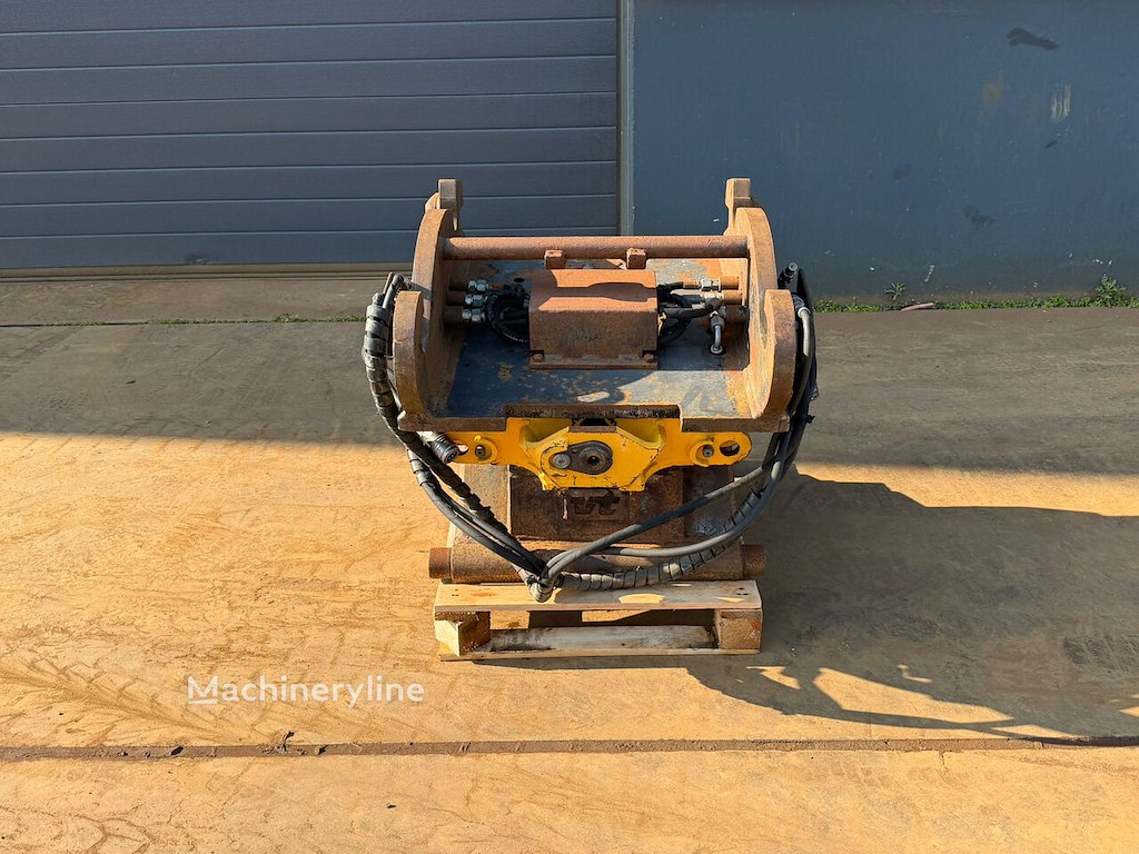 Verachtert Engcon Tilrotator CWR tiltrotator