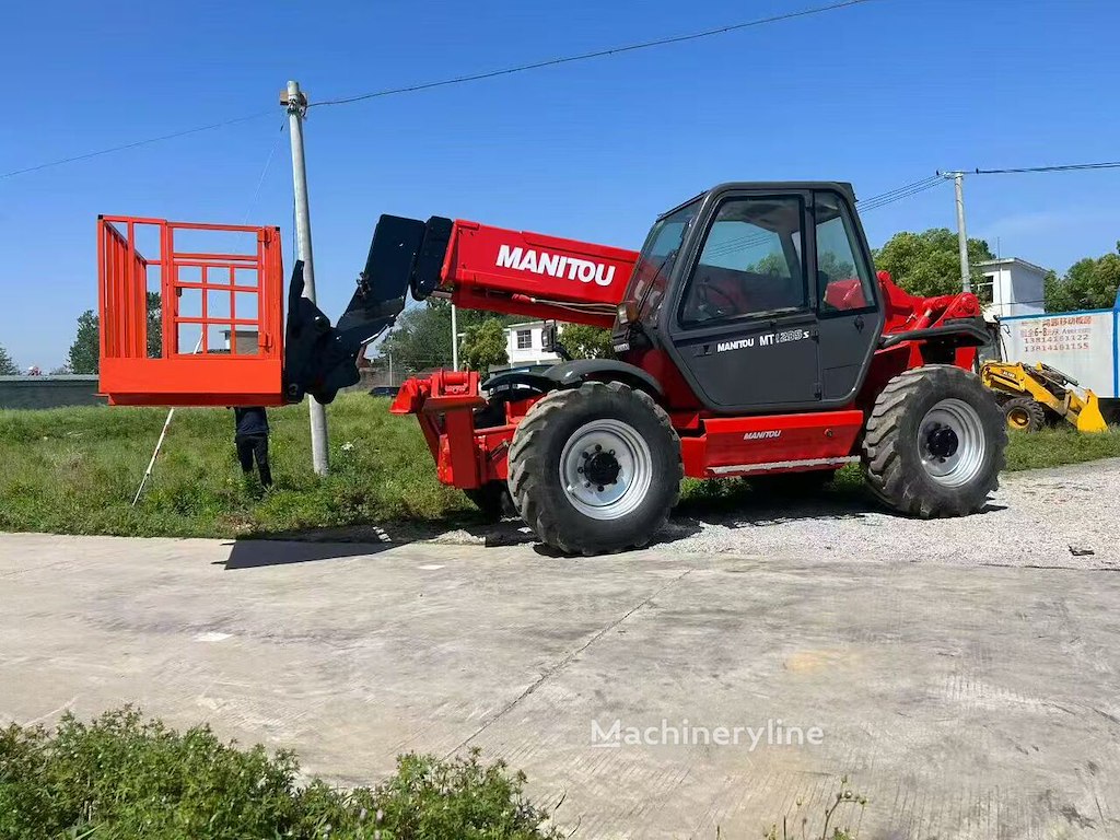 Manitou MT 1235 teleskopski utovarivač