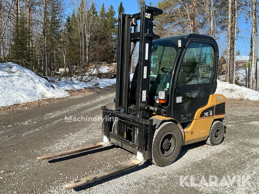 Prodaje se Caterpillar DP35N dizel viljuškar na aukciji