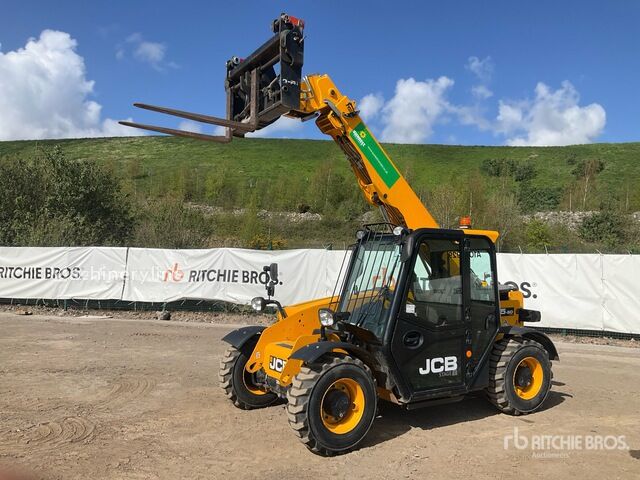 Prodaje se JCB 525-60 teleskopski utovarivač na aukciji