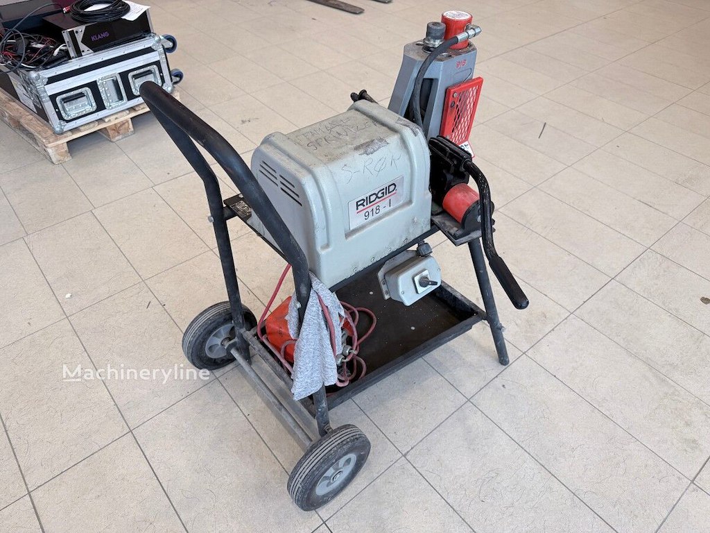 Prodaje se Ridgid 918-I rillemaskin på stativ mašinu za iskošenje na aukciji